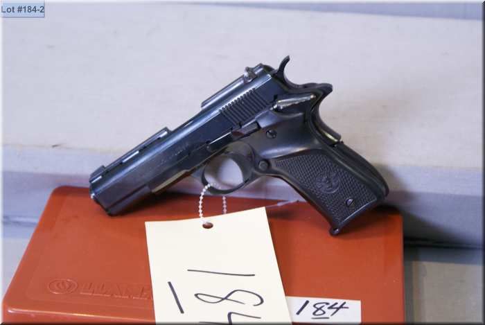 Llama Mod XV .22 LR cal 8 shot semi auto Pistol w/95 MM bbl [ appears ...