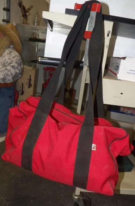 Bag of Bull Riders Gear Red Wrangler Bag with Gourley Bull Rope & Pad ...