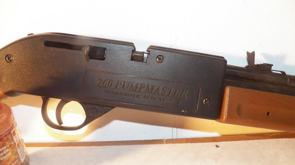 760 Pumpmaster BB Gun Crosman Pumpmaster has features like variable ...