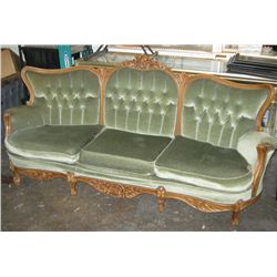 Vintage Victorian Green Velvet Couch. Approx. 84"x30"x38"
