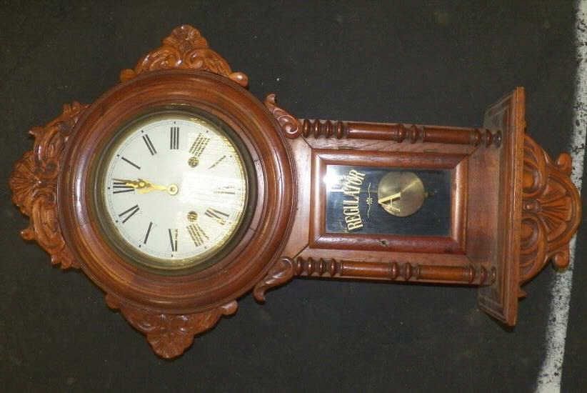 30 Day Regulator Clock Vintage Style Regulator 30-Day Wall Clock - Oak ...