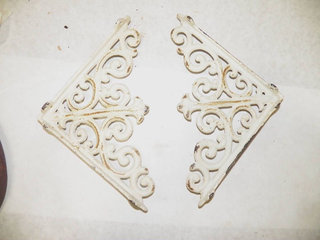 2-Cast Iron Corner Brackets