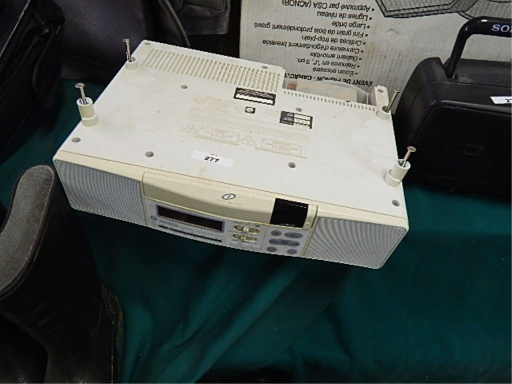 UNDER COUNTER CD PLAYER - GE