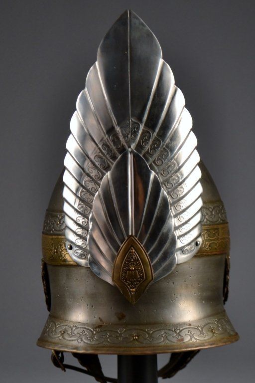 Lord of the Rings "Helm of King Elendil" on stand