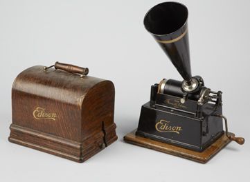 Edison Model C Cylinder Record Phonograph w/ Horn.