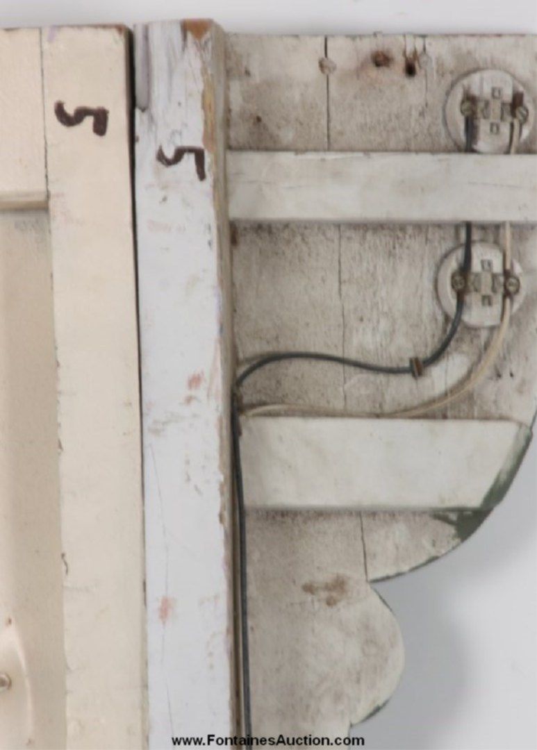 Set of 16 Carousel Rounding Boards