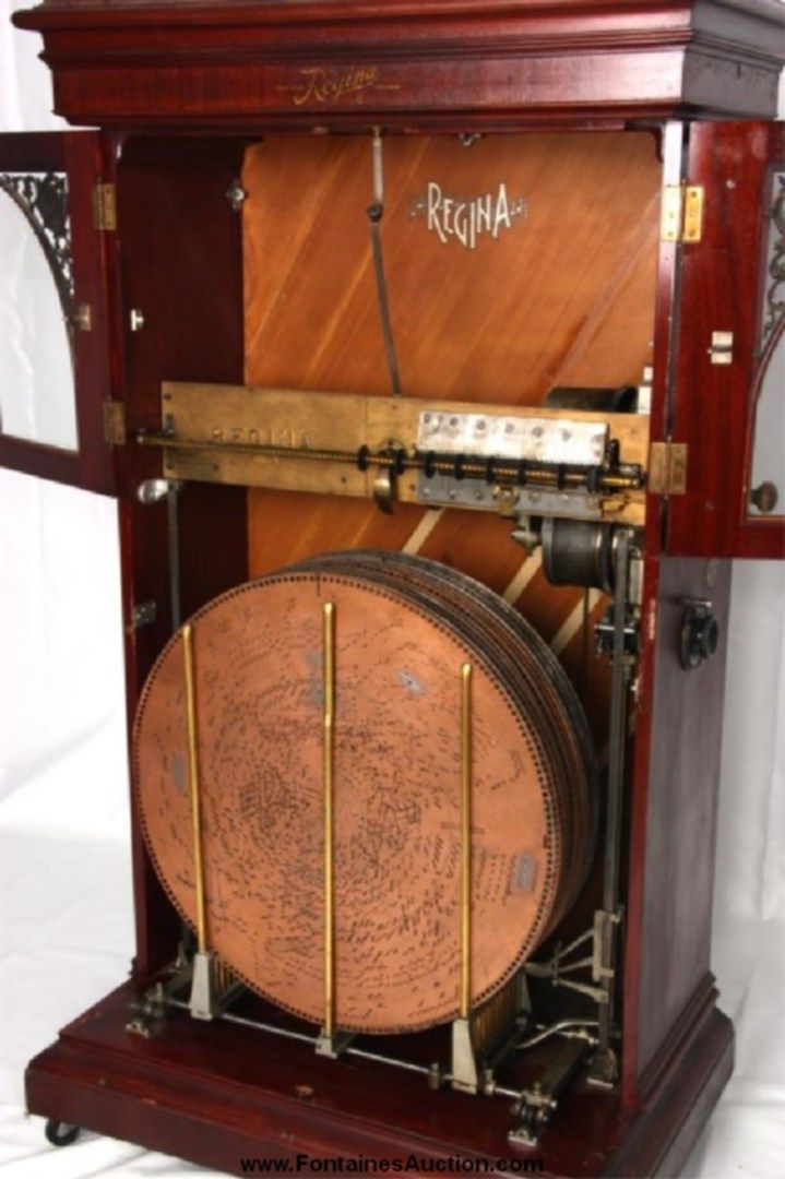 Regina 27 In. Automatic Disc Changer Music Box