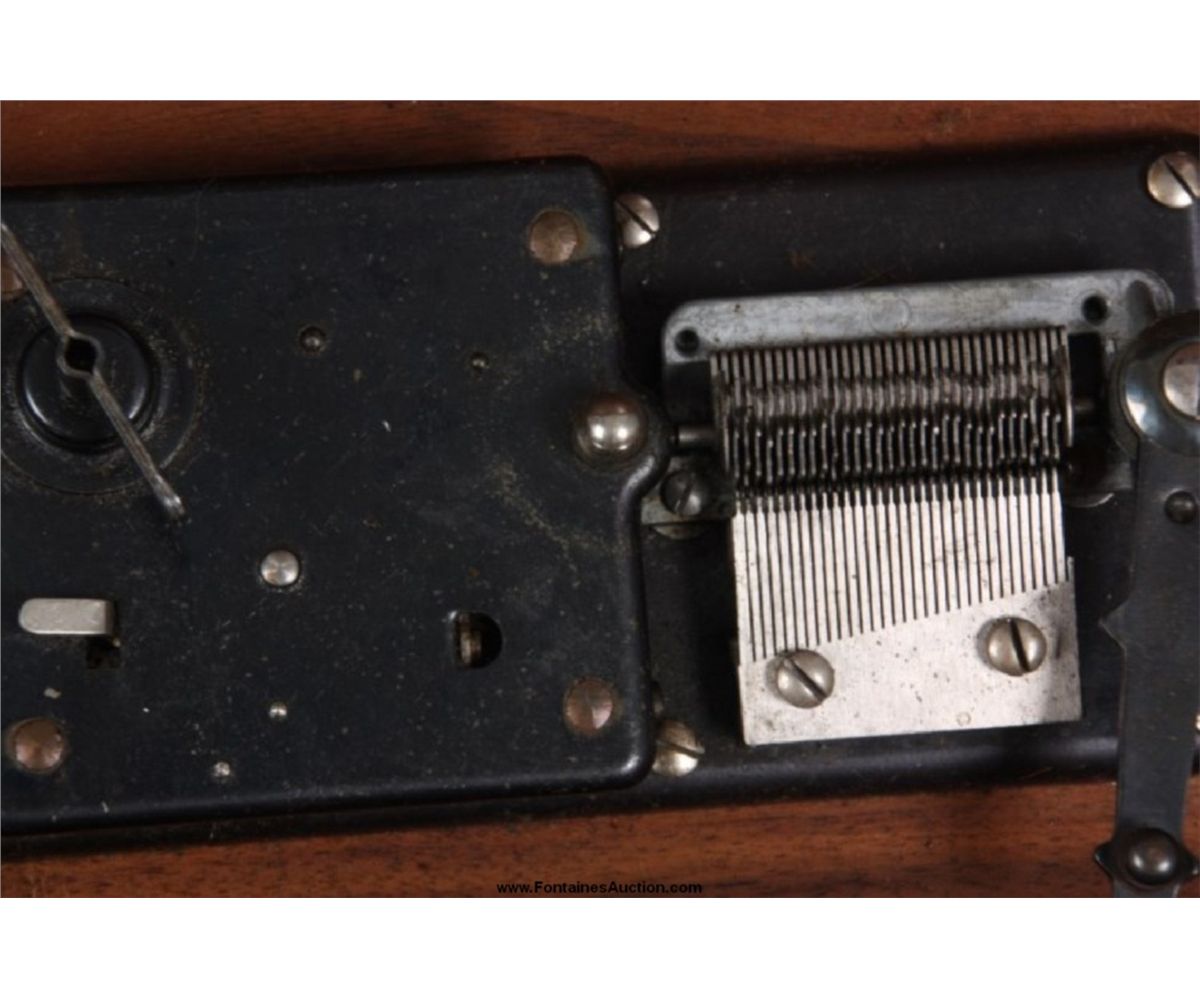 Thorens AD30 Swiss Disc Music Box