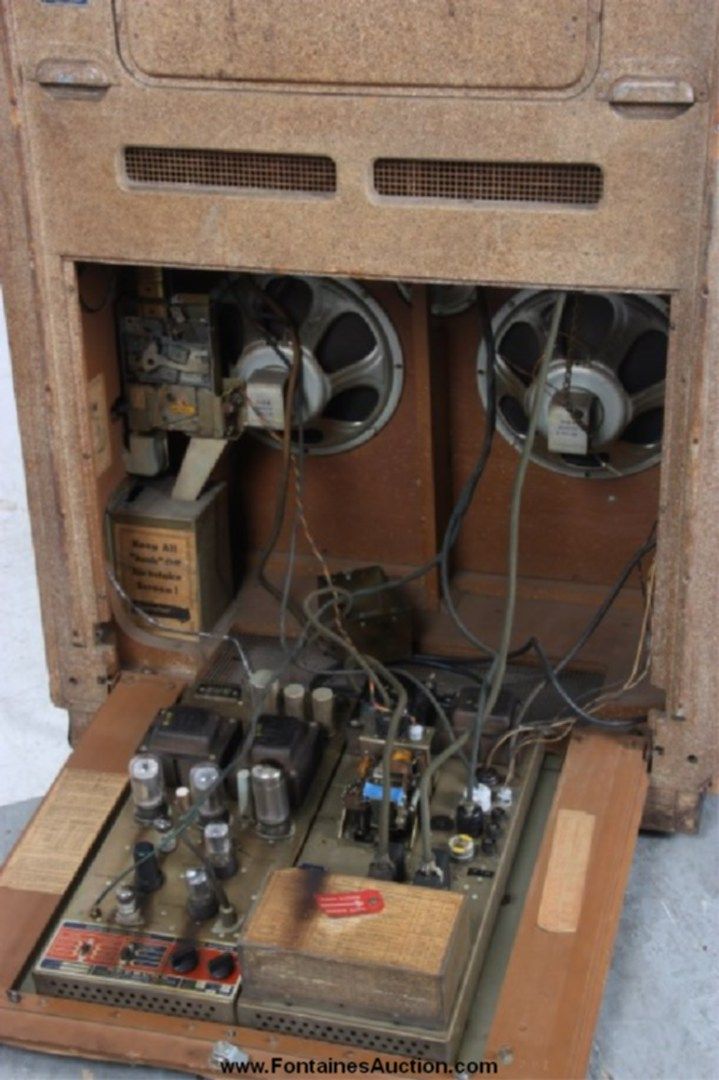 Seeburg Model HF100R Jukebox - 1954