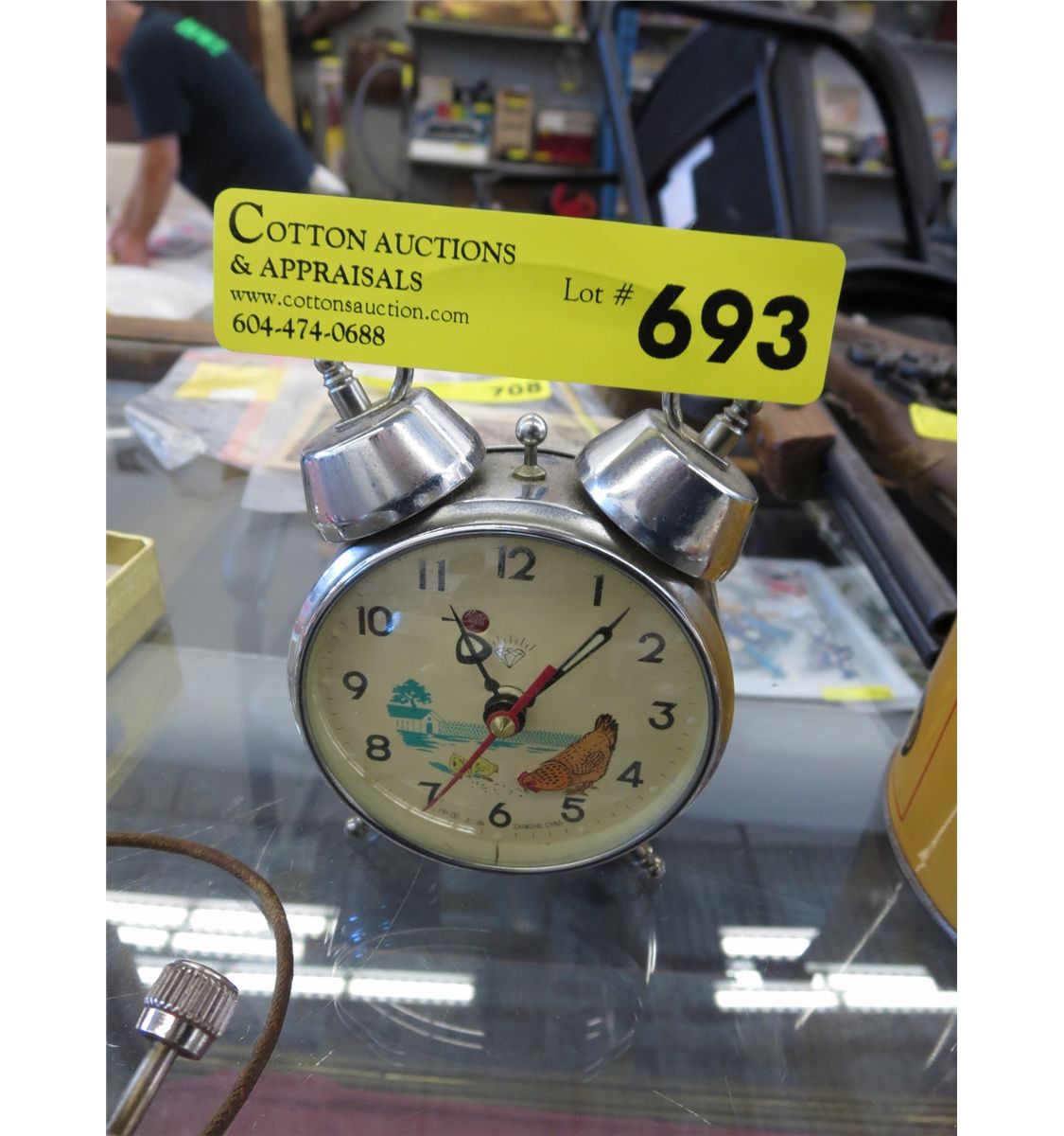 Vintage Chinese rooster alarm clock