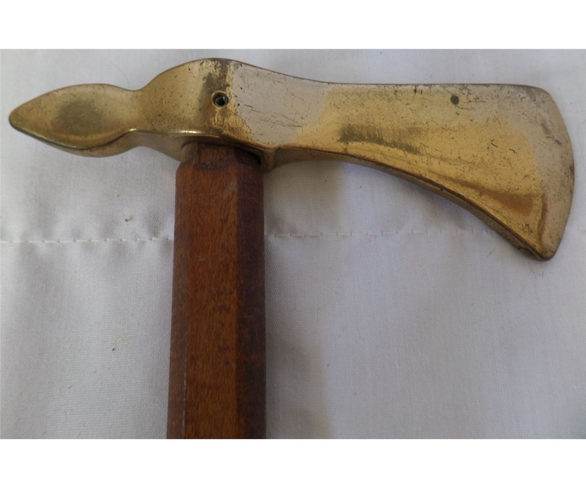 Brass Tomahawk, Case brand