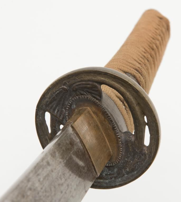 Japanese WW II era military samurai sword, heavy patina on blade with ...