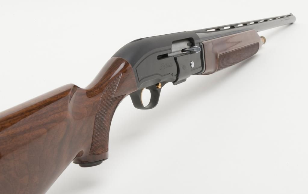 Beretta Model 303 semi-auto shotgun, 12 gauge, 2-3/4” chamber, 28 ...