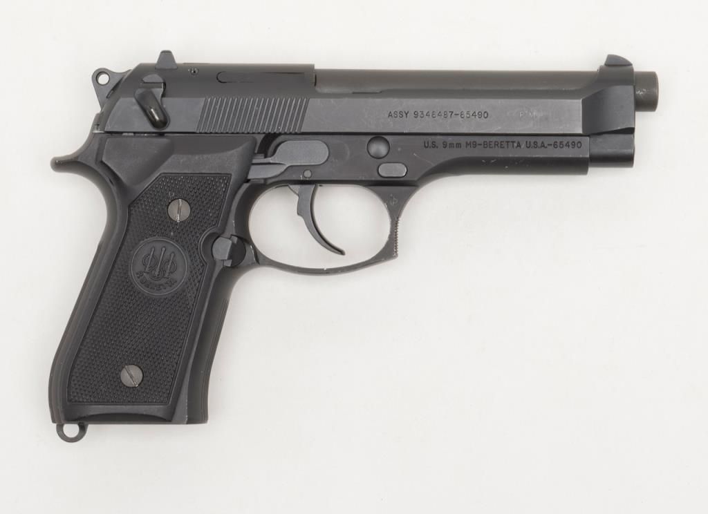 Beretta M9 semi auto pistol, #M9-2371, 9mm, 4.9" barrel, black finish ...