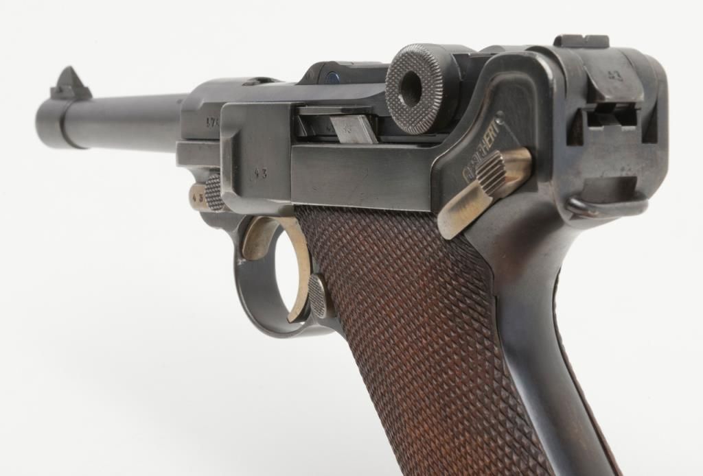 German Luger S/42 “G”date semi-auto pistol, 9mm cal., 4” barrel, blue ...