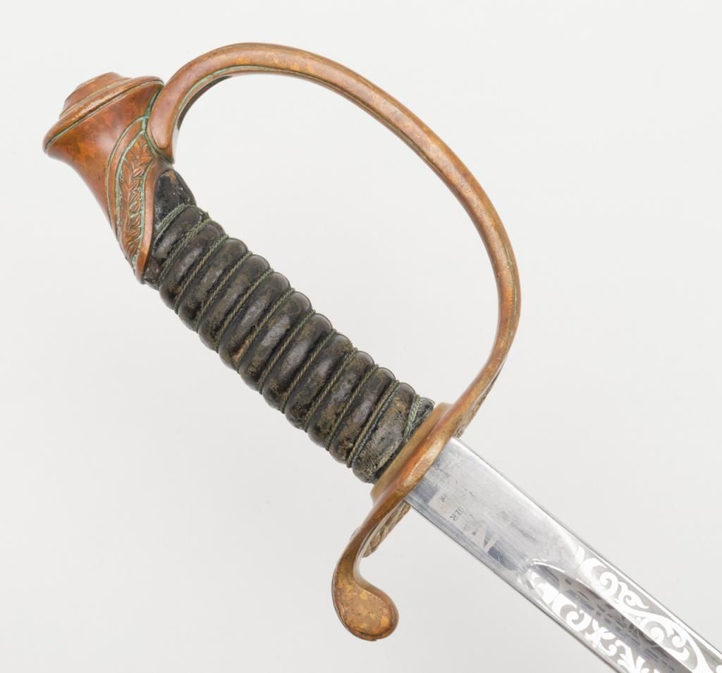 United States Marines etched blade dress sword by Hilborn & Hamburger ...