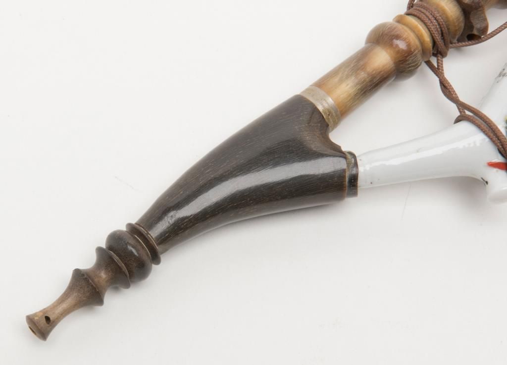 Lot of 2 German smoking pipes, late 19th to early 20th century; 1 shows ...