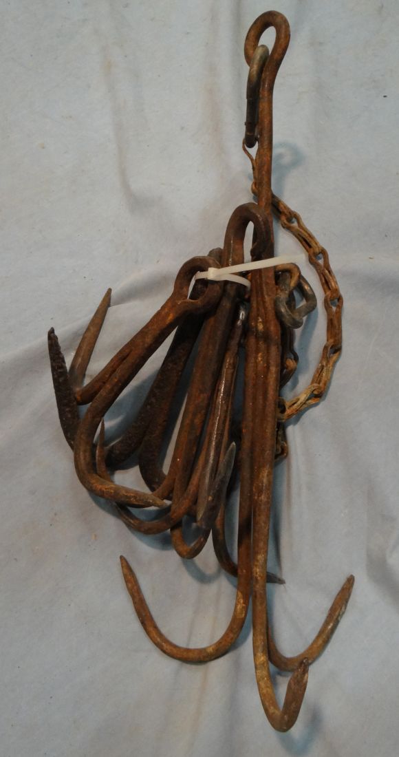 5 assorted trap drags