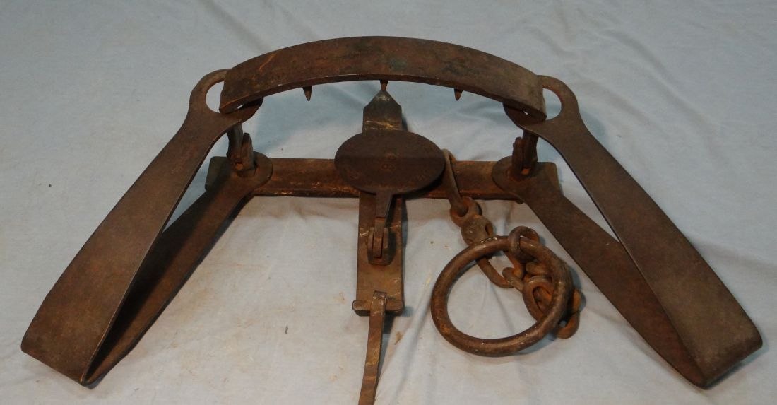 S. Newhouse #6 bear trap, Community, NY, machine cut springs, riveted ...