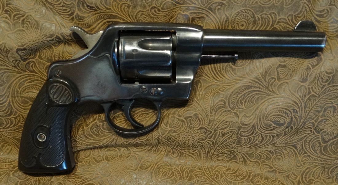 Colt DA .38, excellent condition, SERIAL NUMBER CHANGE: 162193