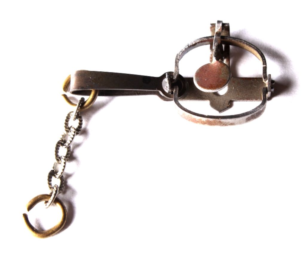 Antique Miniature Bear Trap Key Chain This is an e