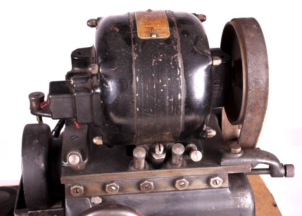 Vintage Kwik-Way Valve Facing Machine This lot fea