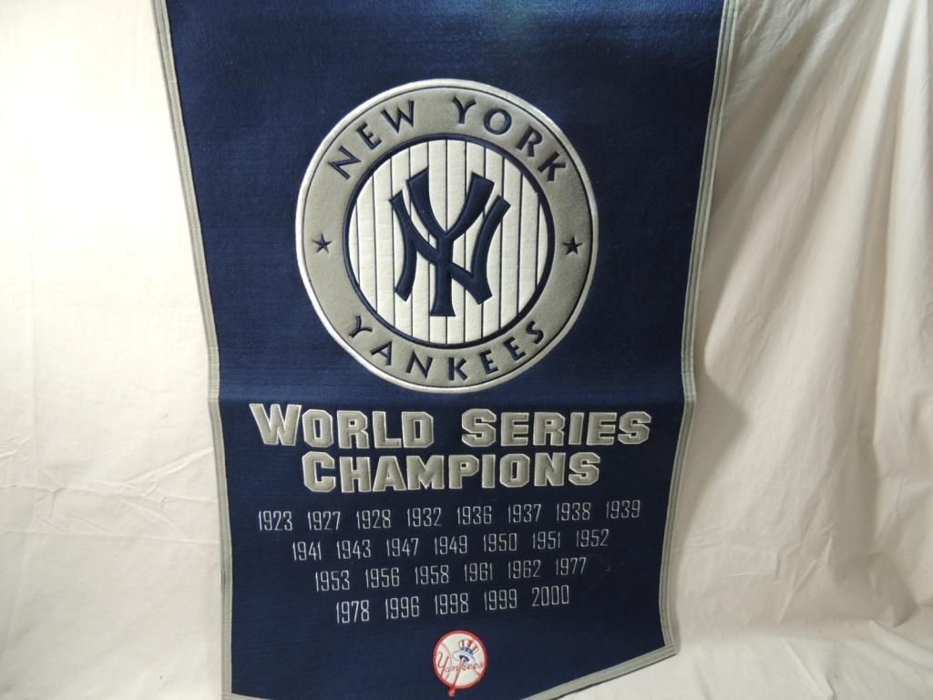 NEW YORK YANKEES FELT BANNER