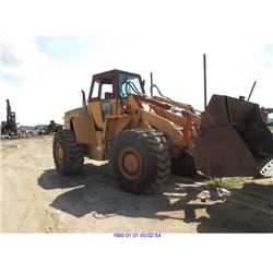 1985 - CASE FRONT END LOADER // OFFSITE