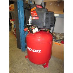 Snap-on 15 gallon compressor