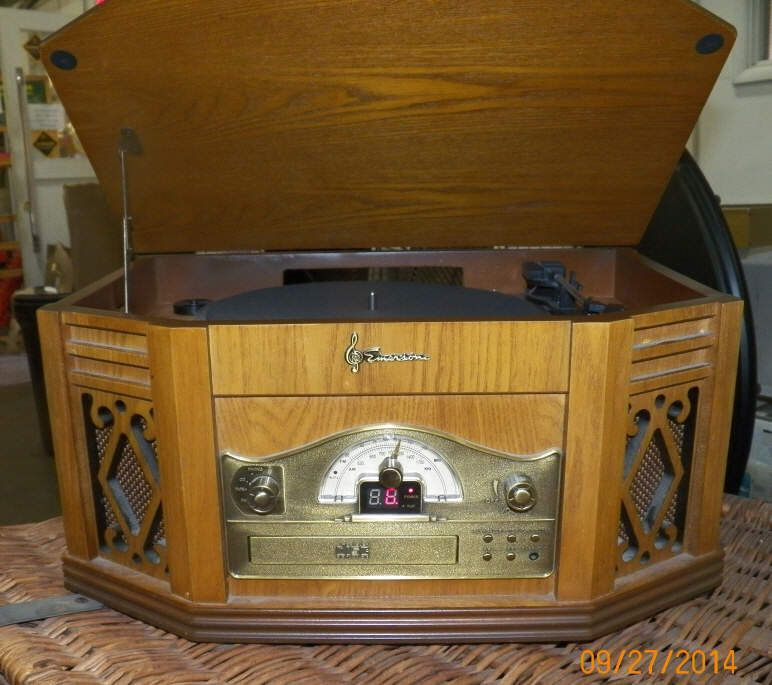 Emerson NR303TT Heritage Mini Stereo