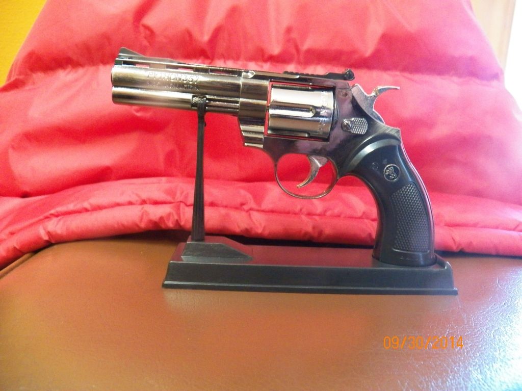 Python .357 Cigarette Lighter