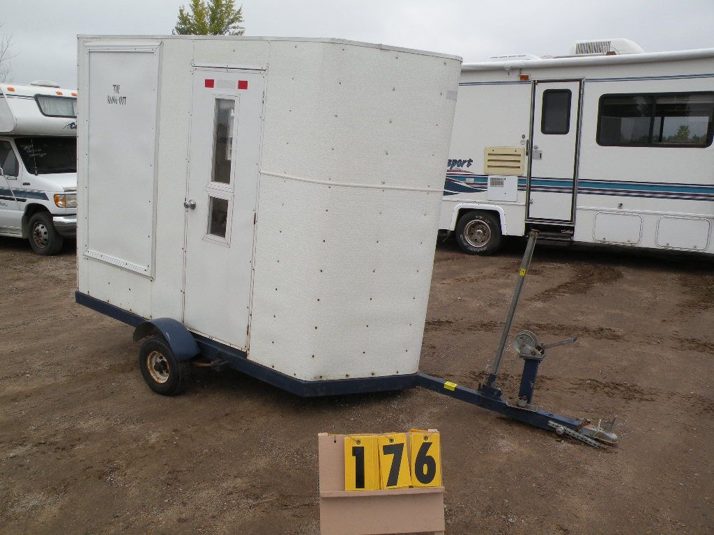 2008 Homemade 4x8 fish house w/slide outs
