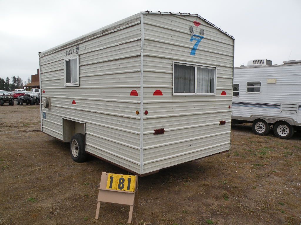 retractable wheel fish house
