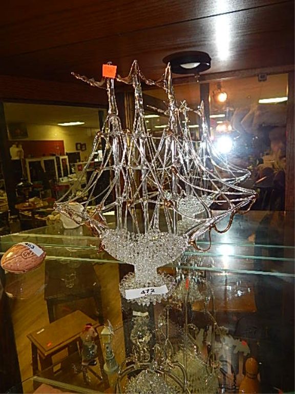 HAND BLOWN GLASS - SAILING SHIP - CLEAR WITH GOLD ACCENTS - RETAIL ...
