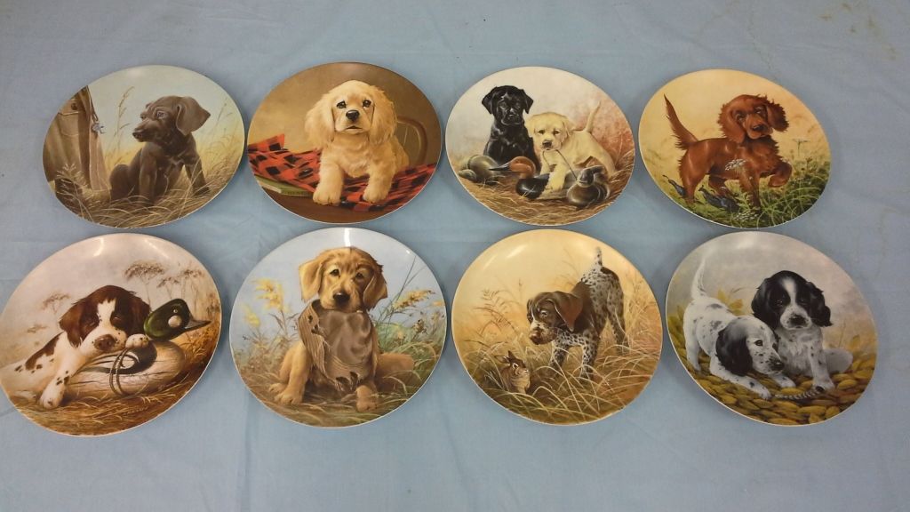 Set of 8 Knowles Dog Collector Plates With Certificates