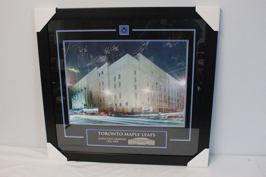 Maple Leaf Gardens Museum Framed Photo with 10 Original Signatures ...