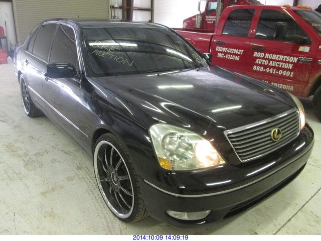 2001 - LEXUS LS400