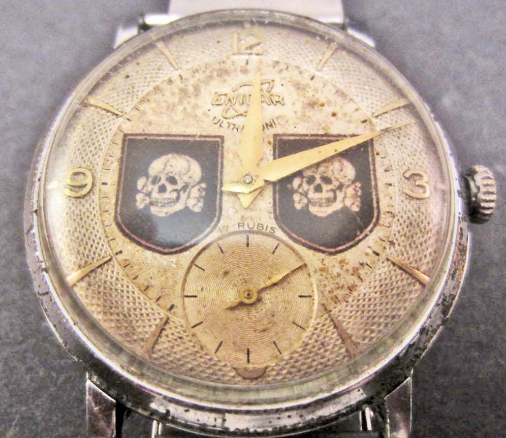 GERMAN NAZI WAFFEN SS TOTTENKOPF WRIST WATCH WITH NEW STRAP
