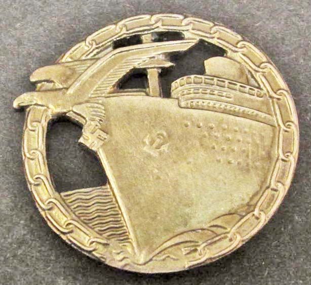 GERMAN NAZI KRIEGSMARINE BLOCKADE RUNNERS BADGE