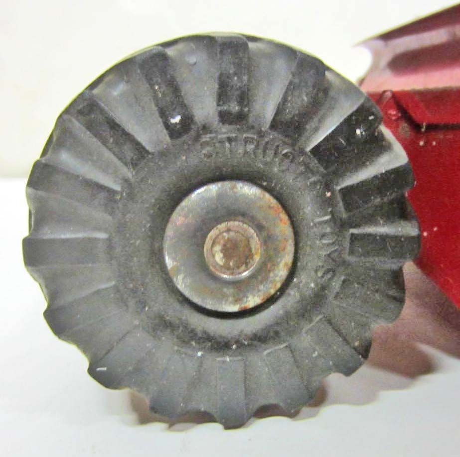 VINTAGE 1950S STRUCTO TOY TRACTOR AND SCRAPER