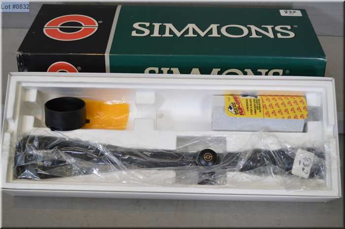 Simmons 8 - 32 X 44 A-O Rifle Scope w/sun shade & caps, appear as new ...