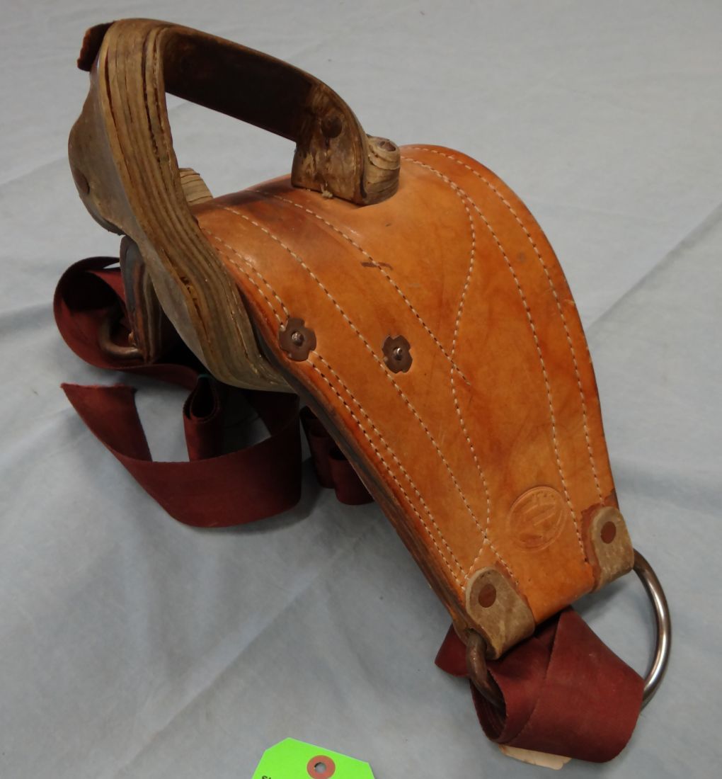 Raymond Hulin LH bareback riggin, Kamay, Texas,