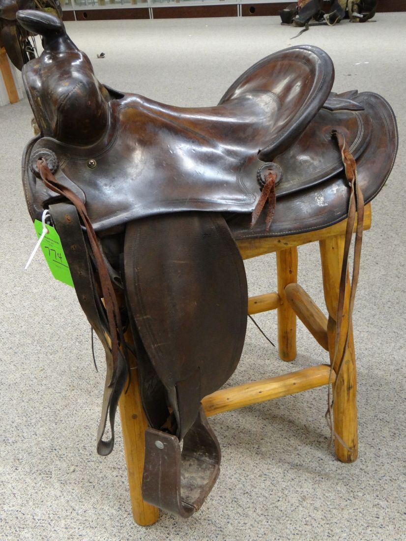 Single rigged saddle, 14 1/2", VA back of cantle