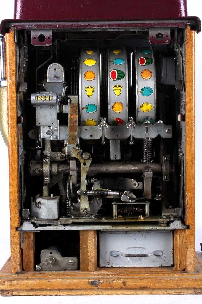 Mills High Top 25¢ 777 Mystery Payout Slot Machine