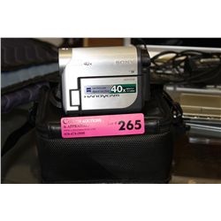 Sony Handycam - Model DCR-HC38