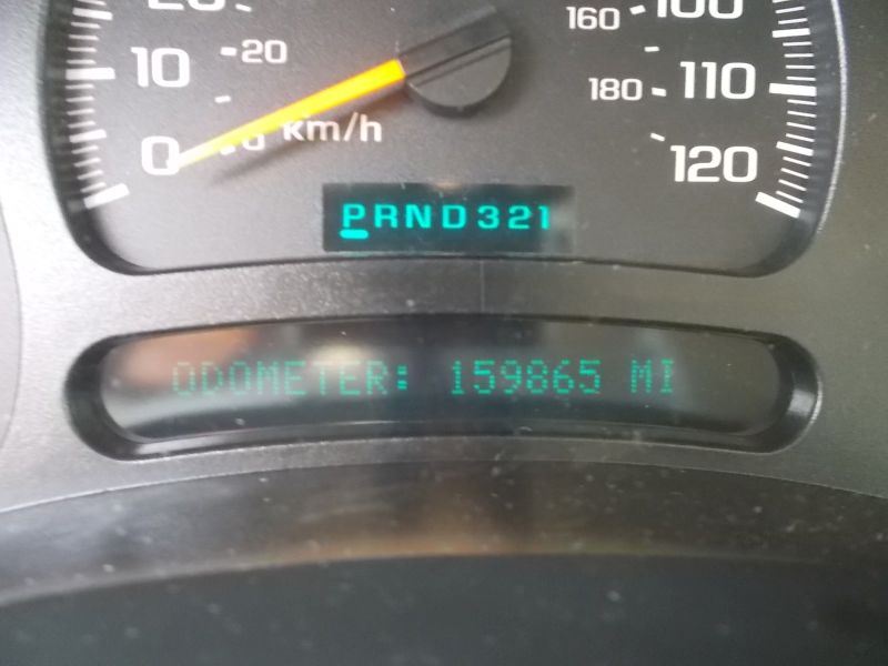 2005 CHEVROLET TAHOE SUV, S/N 1GNEC13TX5J180914, V8 GAS, A/T, ODOMETER ...