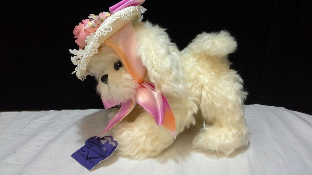 Annette Funicello Collectible Dog "Sara" (movable legs)