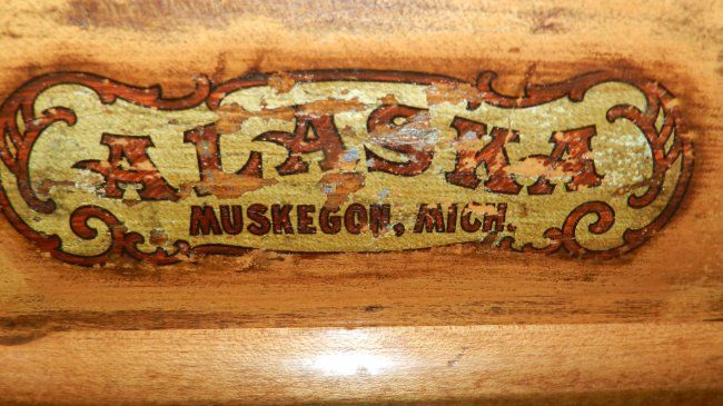 78) Stunning American oak Antique ice box (Alaska