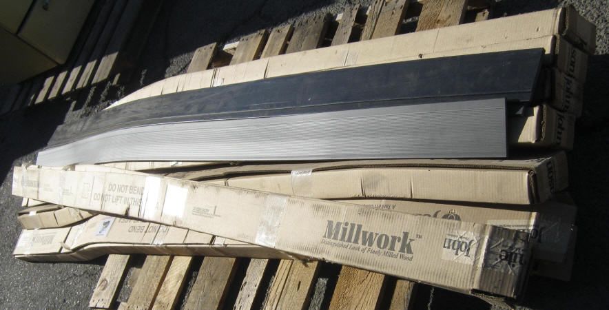 8 Ft. Industrial Cove/Baseboard Black Rubber