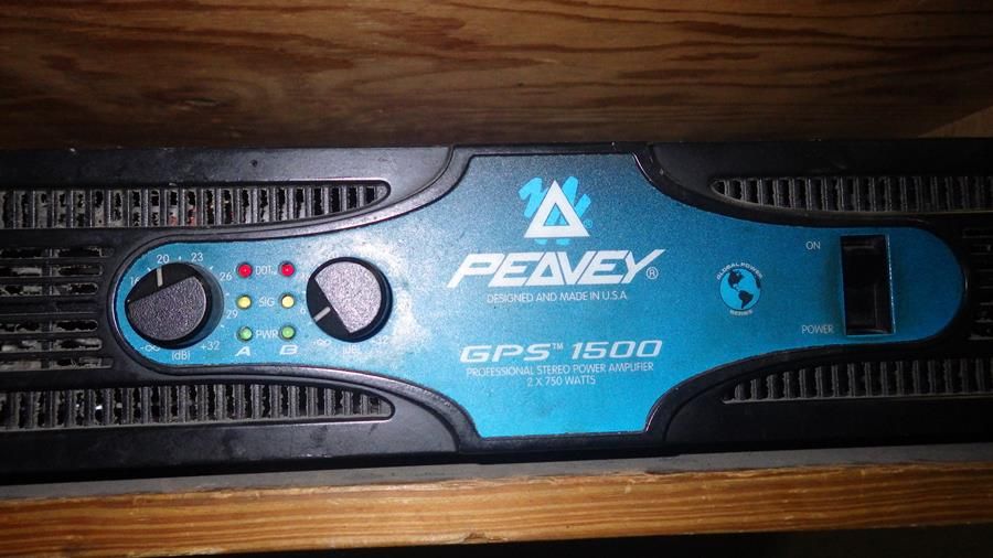 Peavey professional GPS 1500 High fidelity high power amplifier 2 x 750 ...